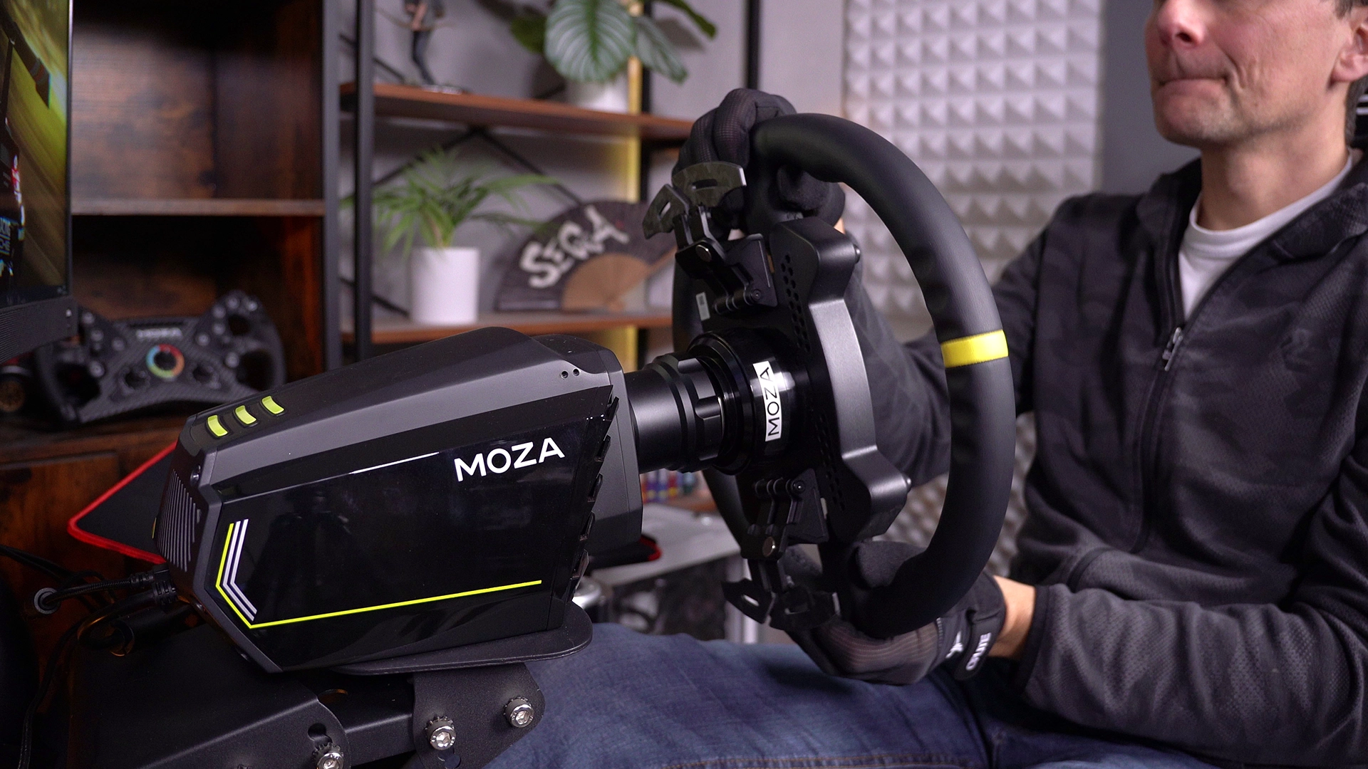 Moza R16 Lenkradbasis im Test - Sim Racing Lenkrad